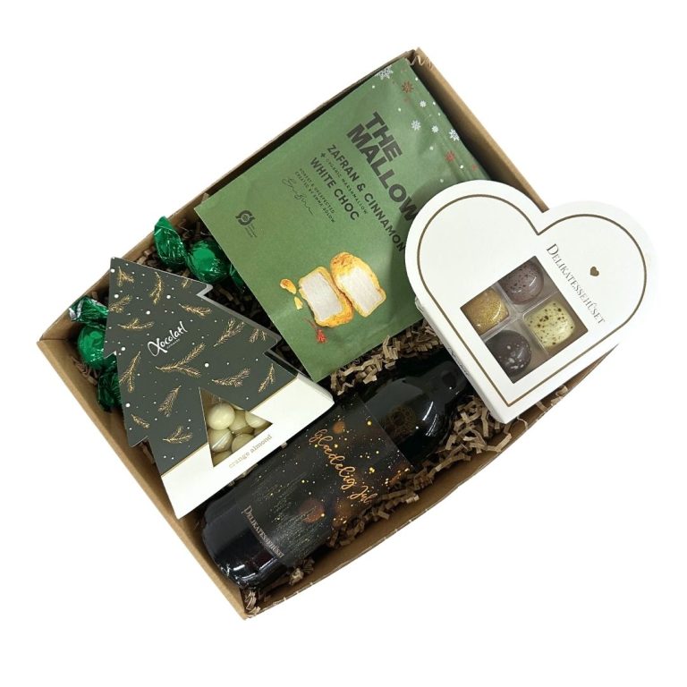 Julegave | Juletræet med sin pynt - Jule Pynt